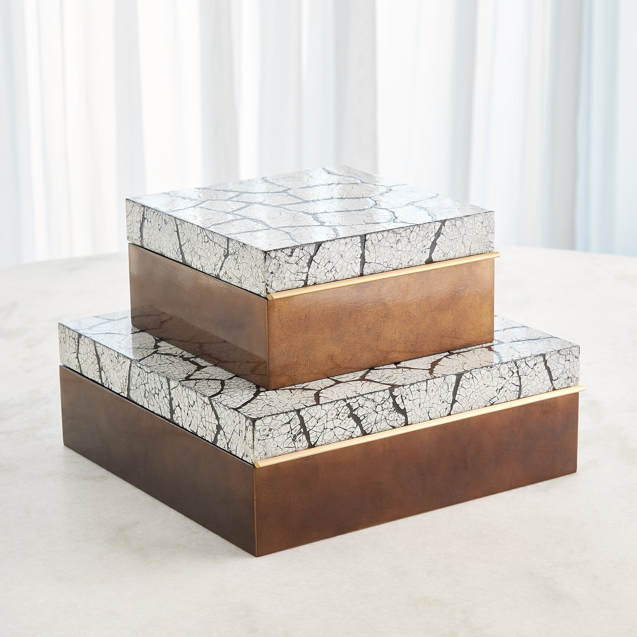 Global Views Antique Gold Leaf Eggshell Box – Grayson Living